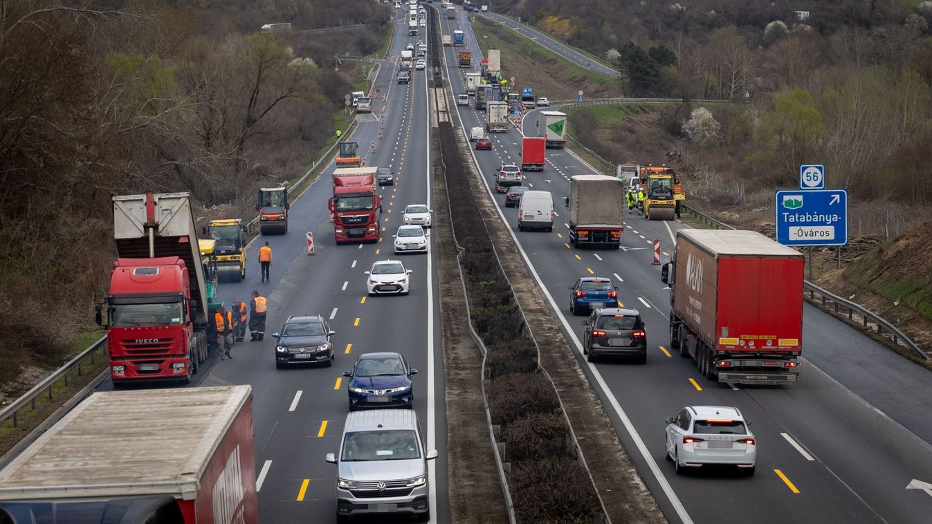 Baleset: Újabb üközés az M1-esen, több kilométeres a dugó