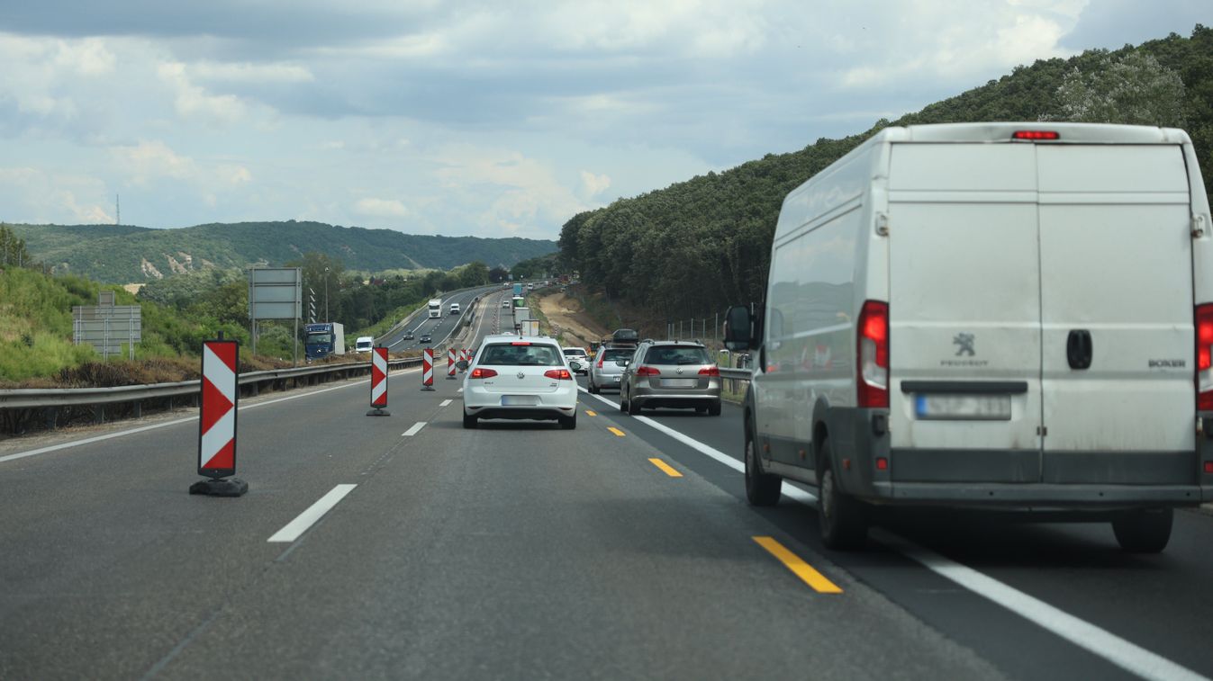 Hatósági zárás van az M1-esen