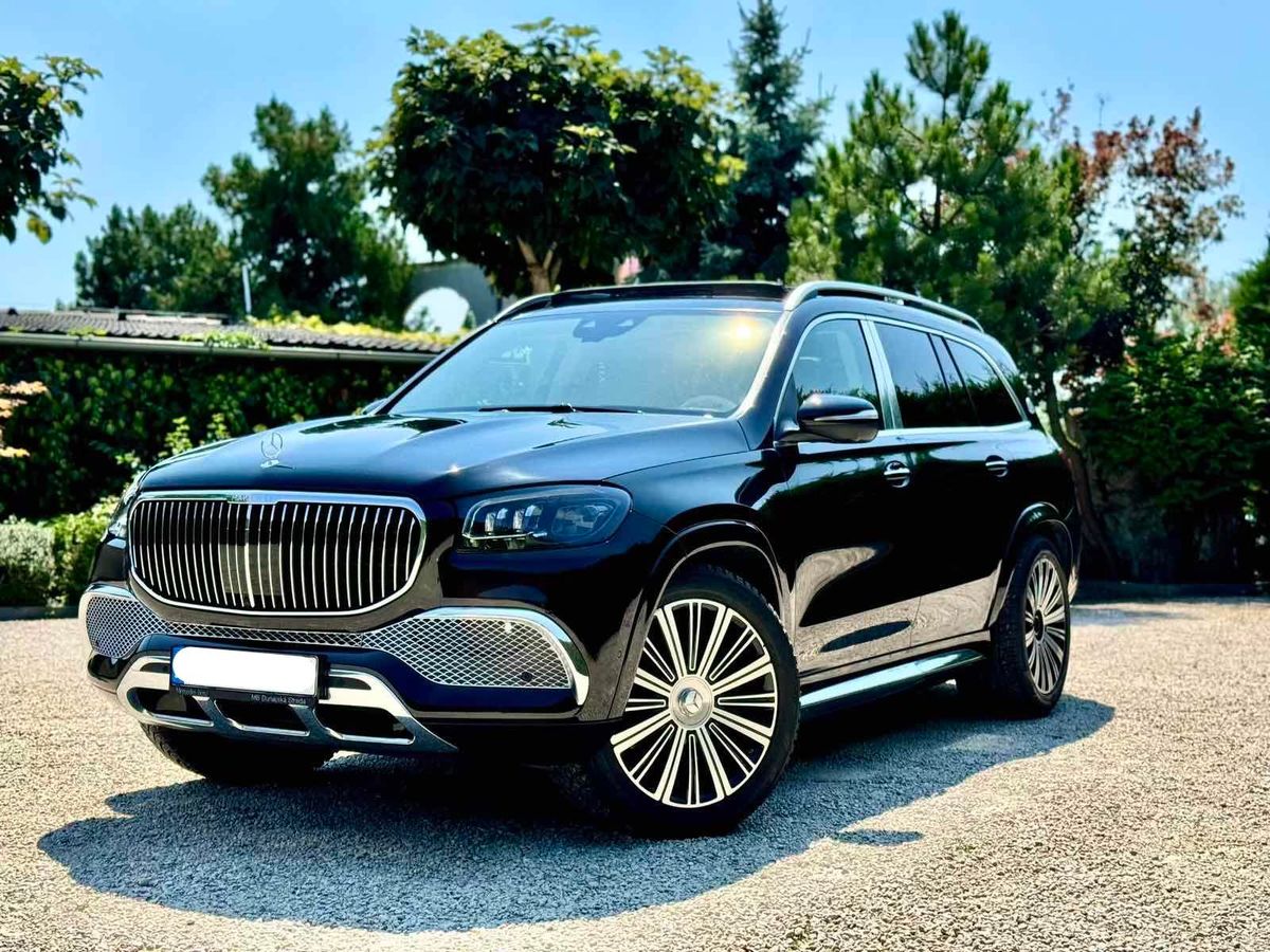 Használt autó: így is egy ház árába kerül ez a Mercdeses