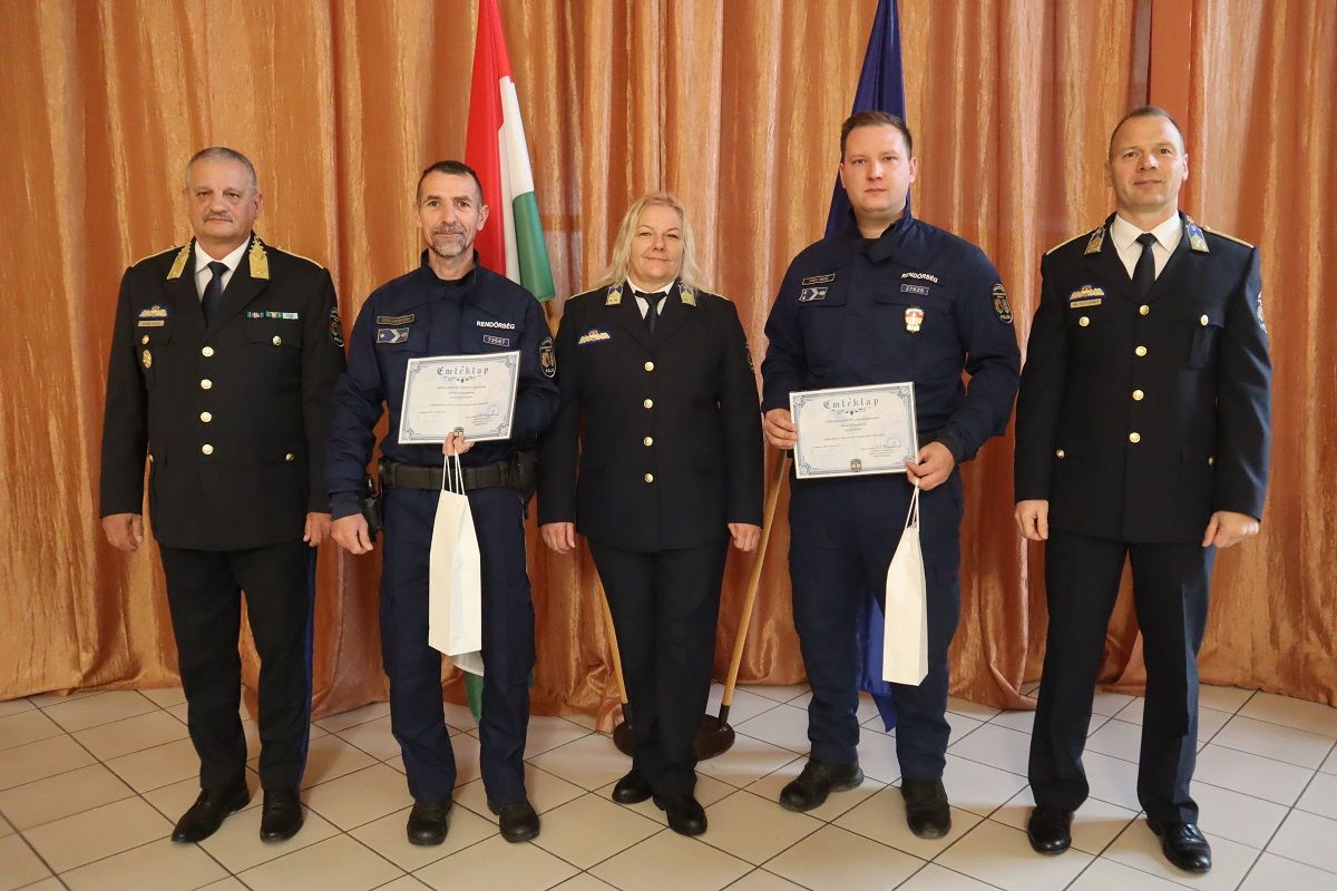 Lopott autót fogtak a járőrök -kitüntetést kaptak rendőreink