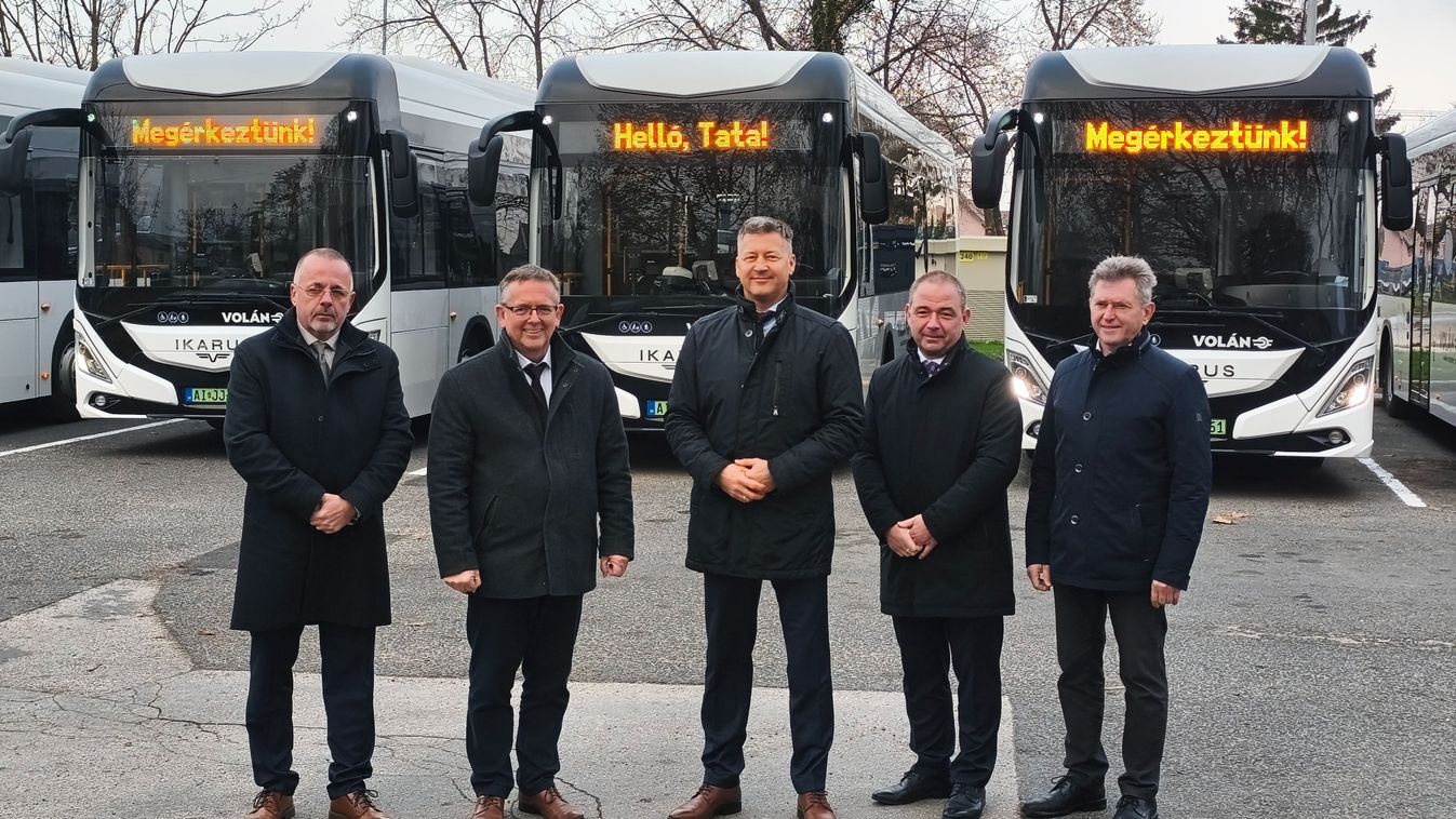 Ikarus elektromos busz Tatán – hat új jármű állt forgalomba