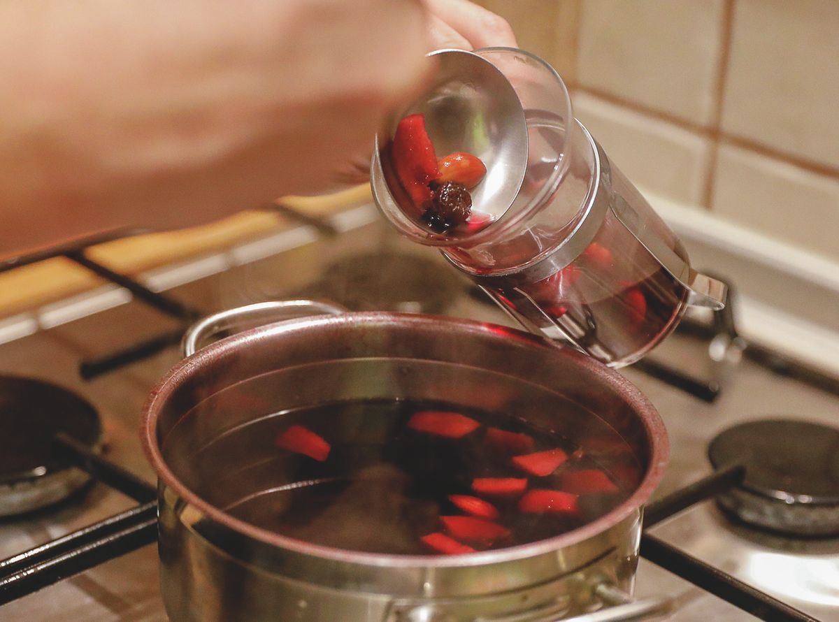 Forralt bor recept: ezek a italok mindenkinek ízleni fognak
