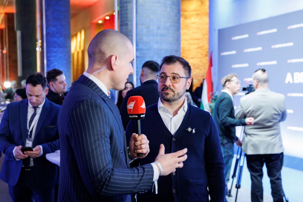 Orbán Viktor évértékelője: élő közvetítés