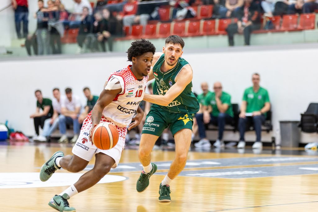 Az OSE Lions-Kaposvári KK meccsen nem volt esélye a hazaiaknak.